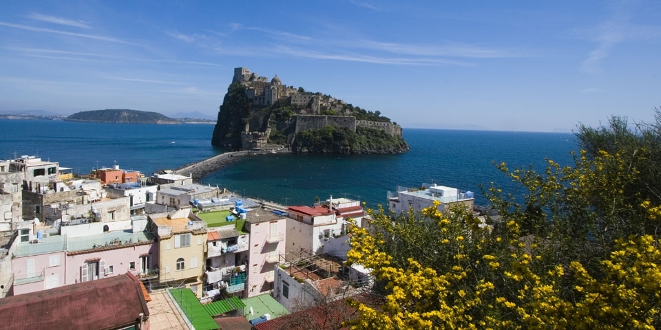 Cosa Vedere ad Ischia: 50 Luoghi di Interesse e Posti da Visitare