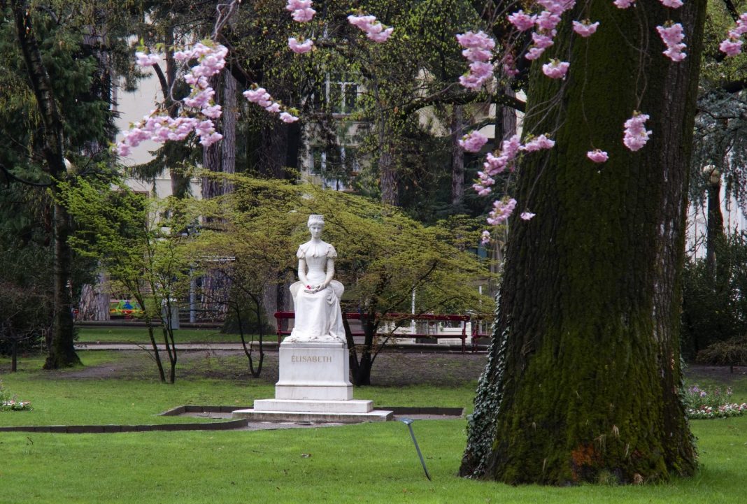 Cosa Vedere a Merano: 50 Luoghi di Interesse e Posti da Visitare